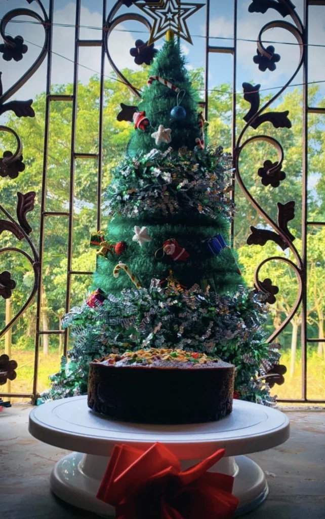 31+ Creative DIY Christmas Tree Ideas for a Festive Home - Crafty Diaries